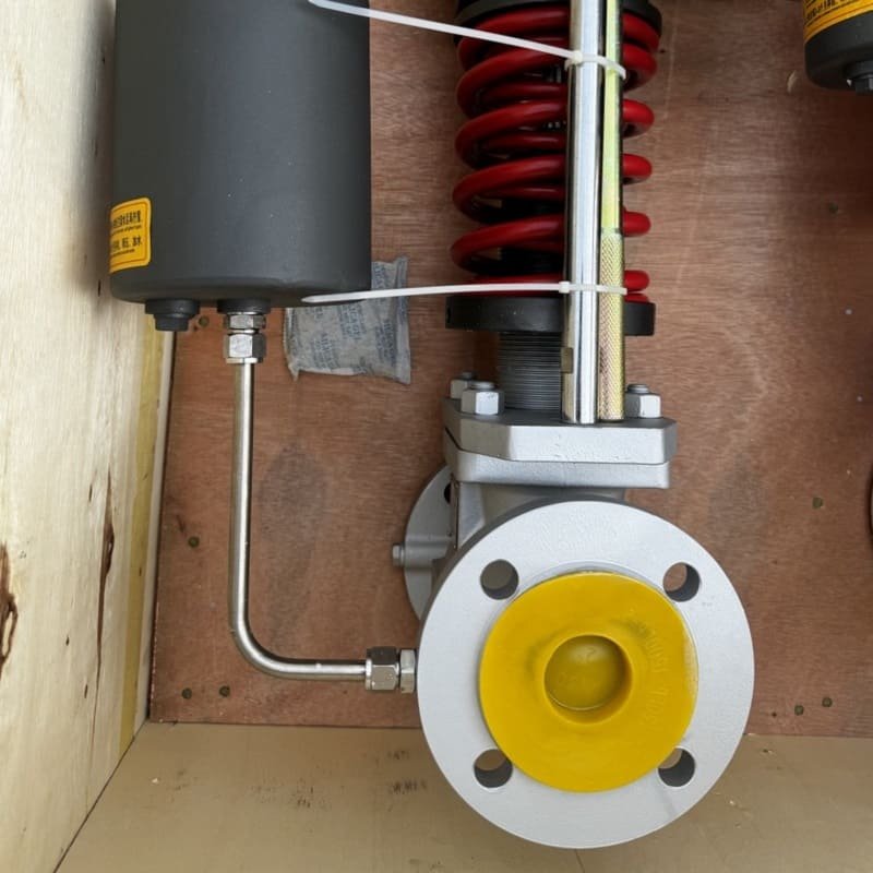 Pressure reducing valve DN100, WCB body, pressure inlet 5 bar outlet 3 ...