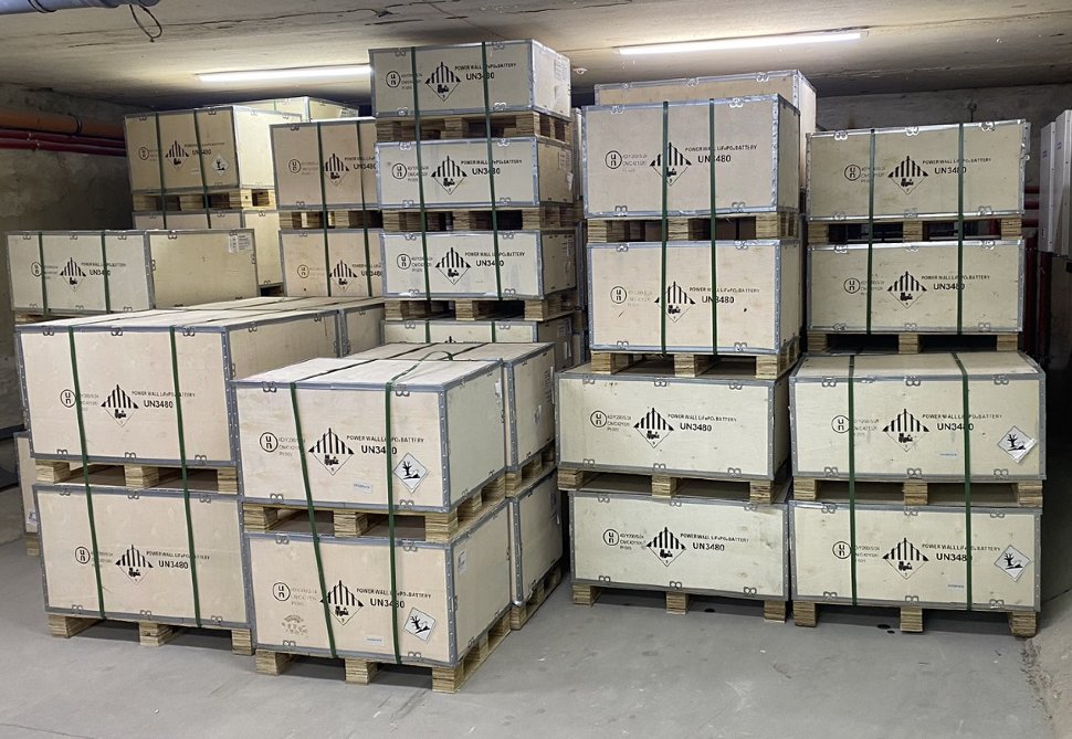 Lithium battery 51.2V 300Ah LiFePO4, LFP rack-mounted with cells Great ...